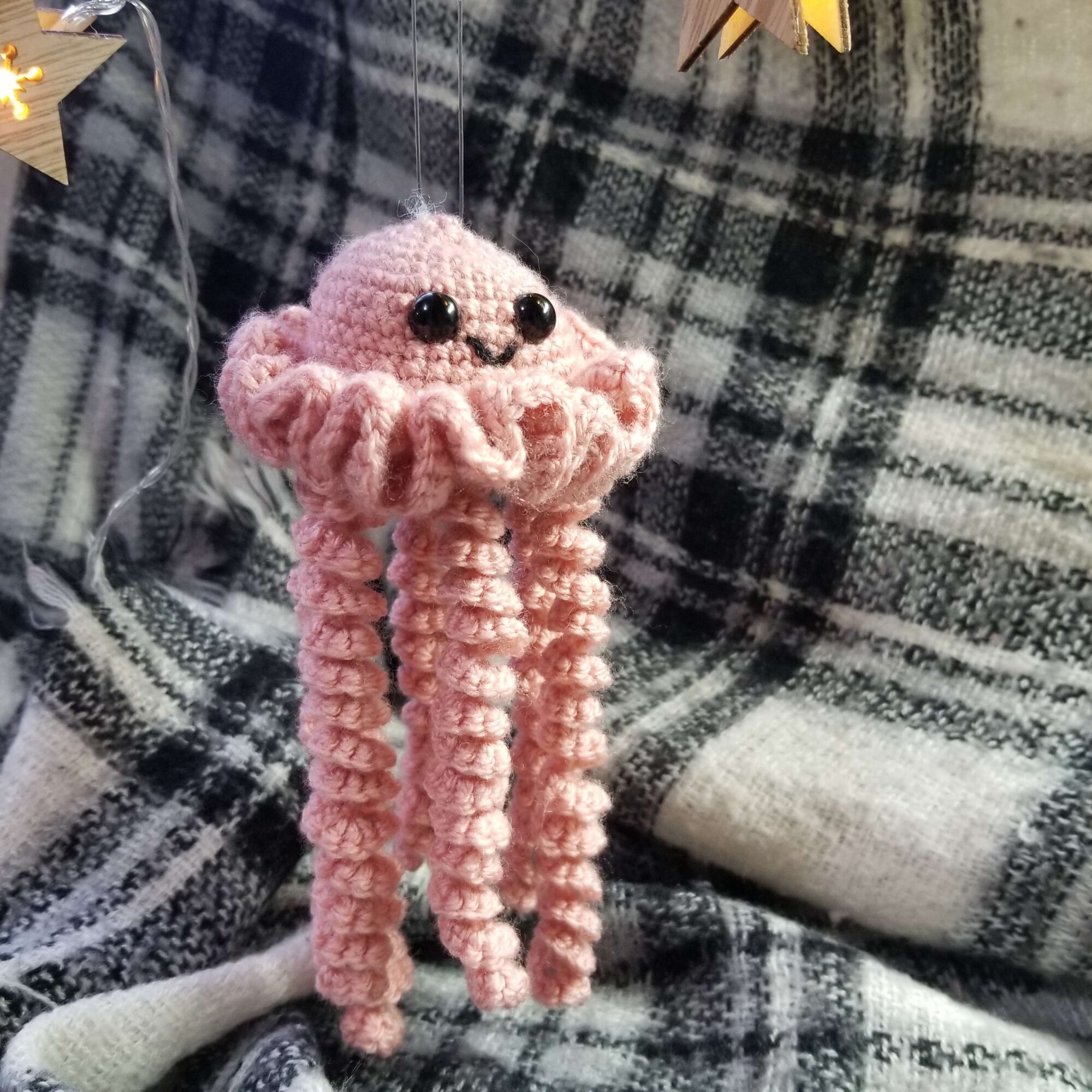 March Maker Madness Day 21: Jerry the Jellyfish | Craftopia Collective